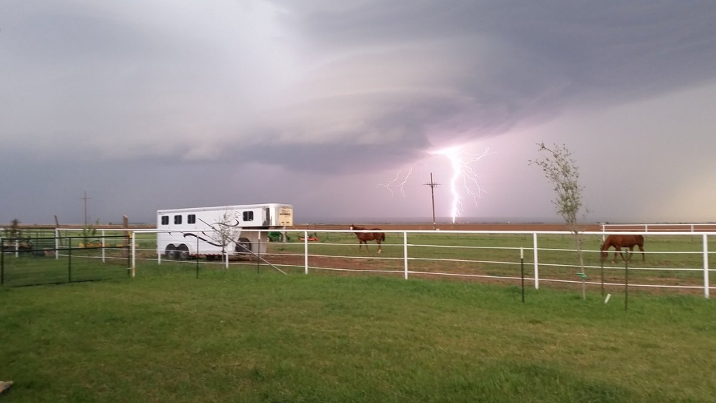 Manufactured Homes are as Safe as Traditional Homes During a Storm ...